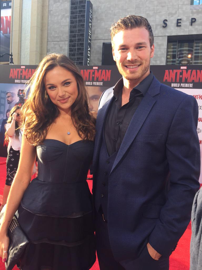 Derek Theler And Girlfriend 2022
