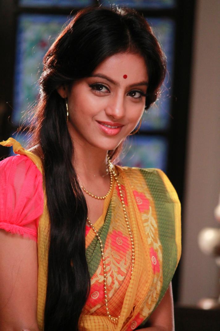 Star Plus Serial Actress Sandhya