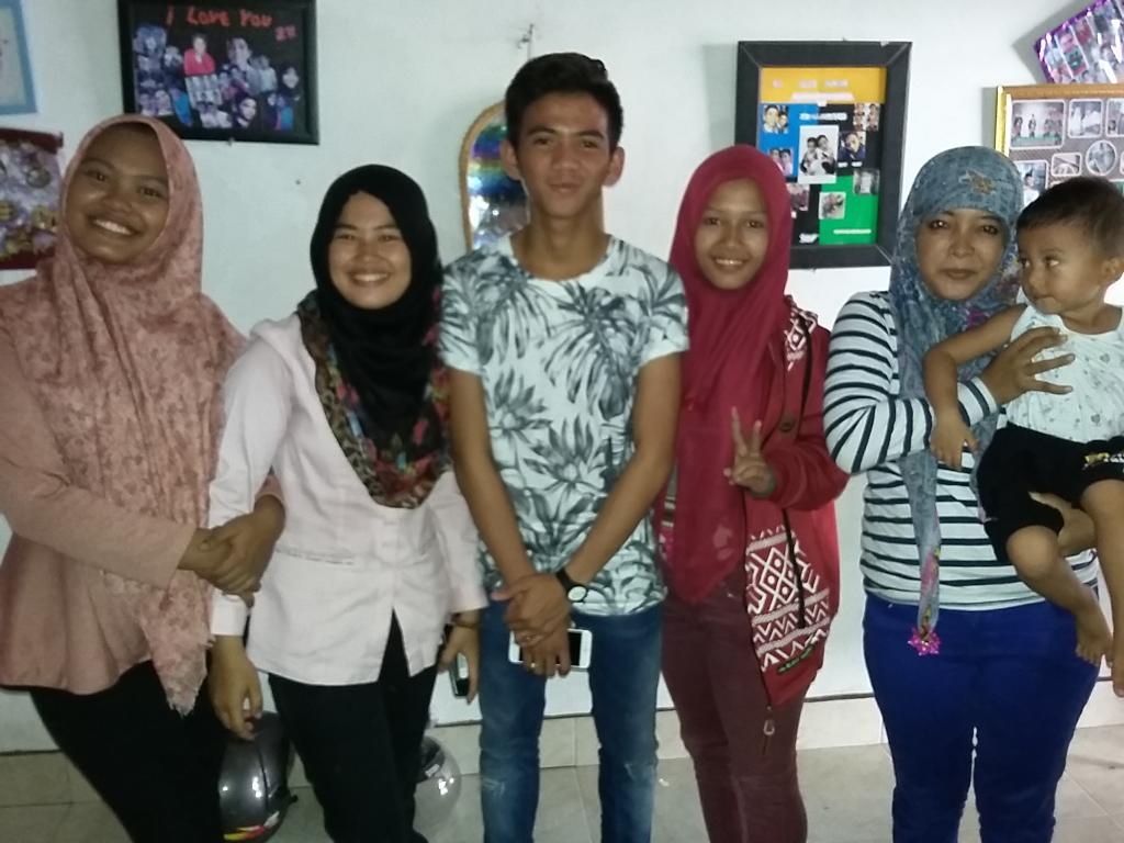 Risnawati (@bc6cffac8cb847f) | Twitter