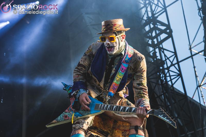 Limp Bizkit Guitarist Costumes
