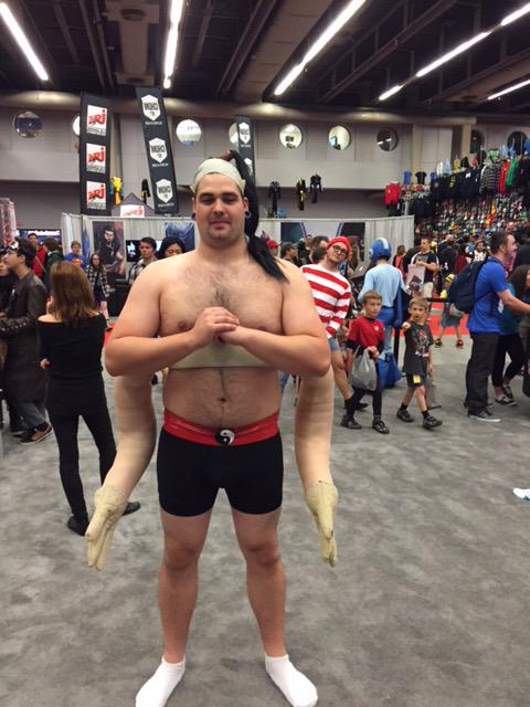 A fantastic Goro cosplay, the arms almost look real! : r/MortalKombat