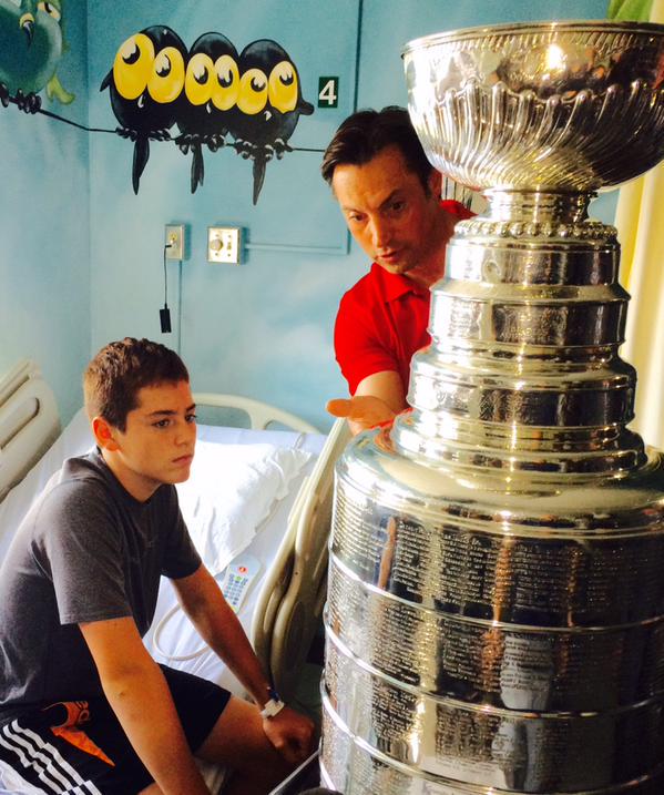 Jimmy Waite (Blackhawks goalie coach) takes the Stanley Cup to the ...