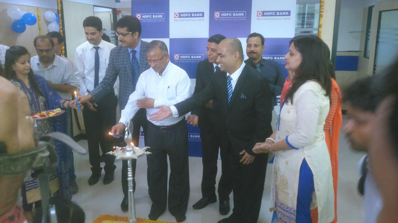 HDFC Bank News on Twitter: "Prof Tripathi, Dr Kumar, Anil Khugsal-Circle Head, Manish Tandon ...