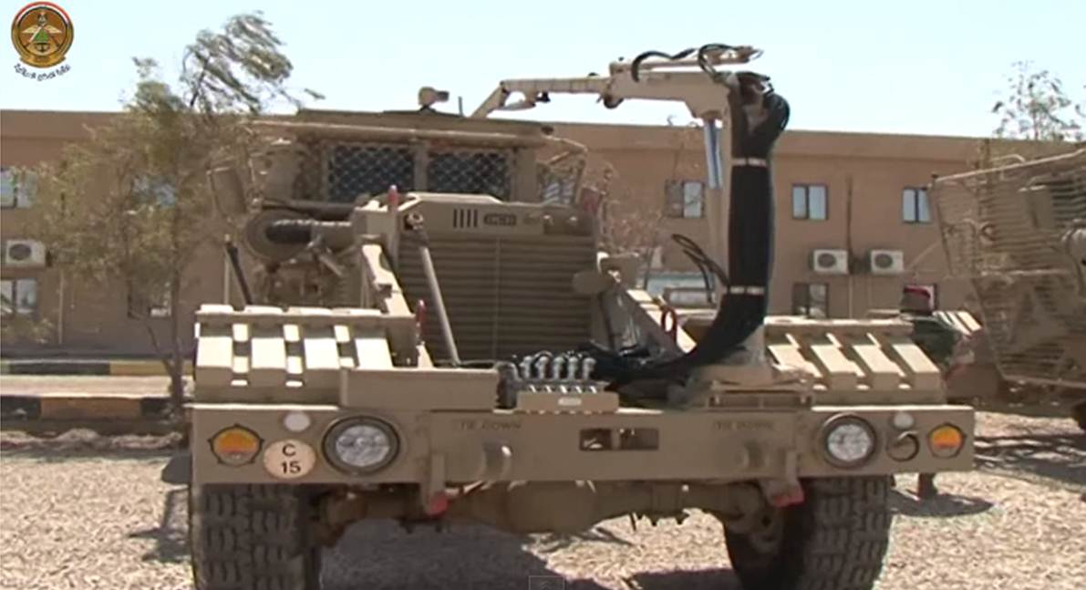 بالصور و الفيديو : استلام العراق مركبه ازاله الالغام Husky 2G Mine ...
