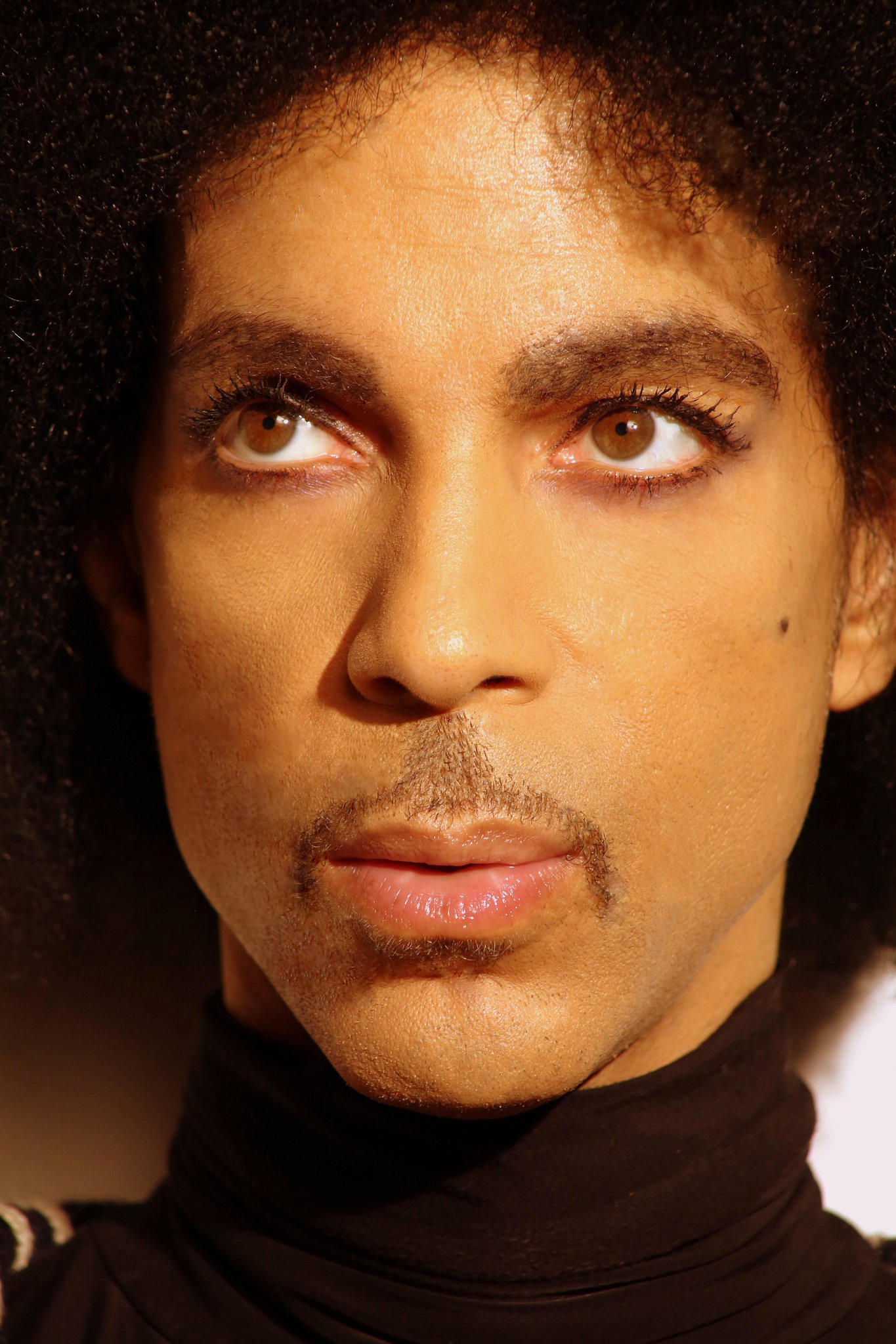 What color were Prince's eyes? | Page 2 | The Internet's largest ...