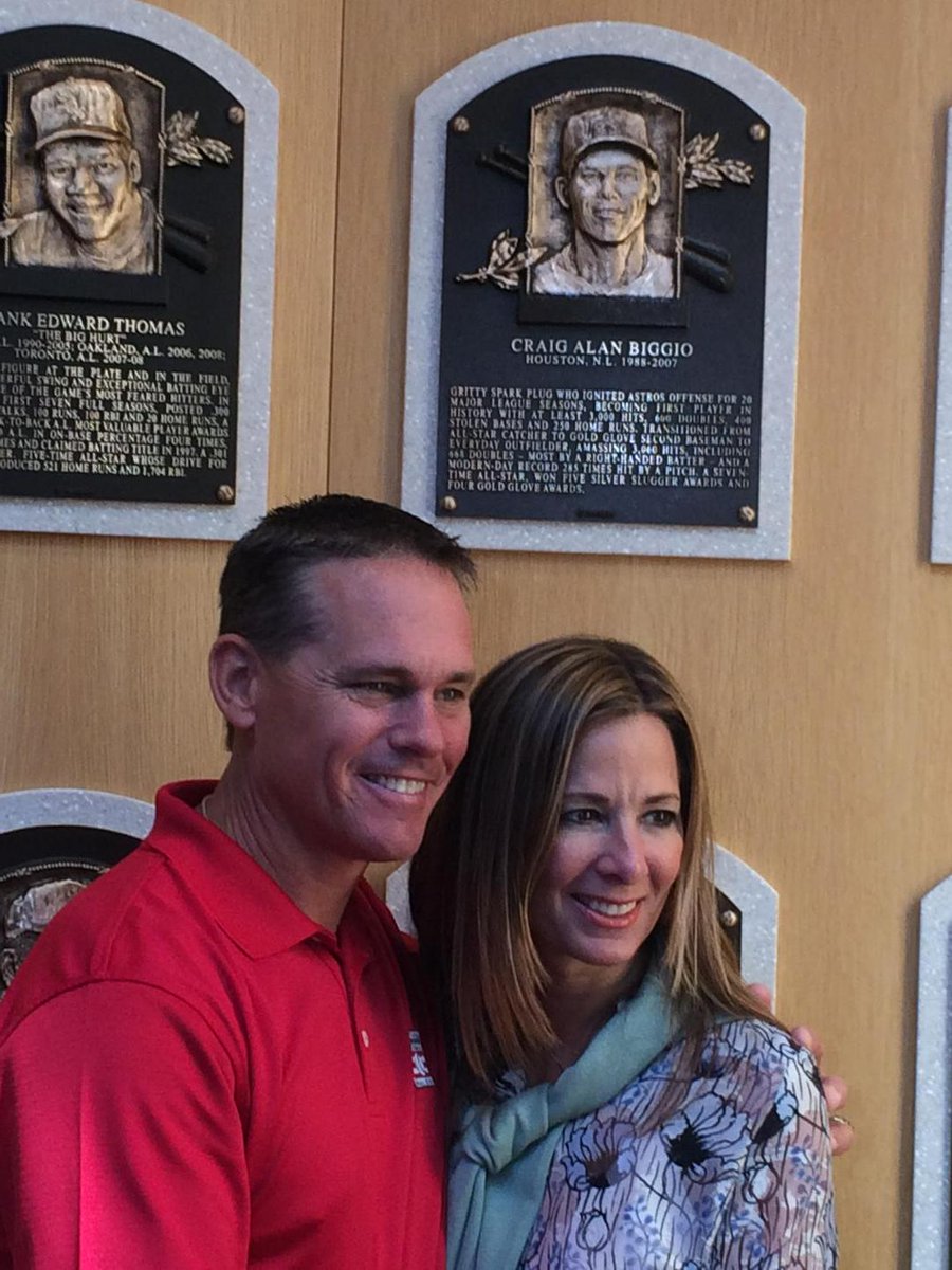 Craig and Patty Biggio on Monday get first look at Hall of Fame plaque ...