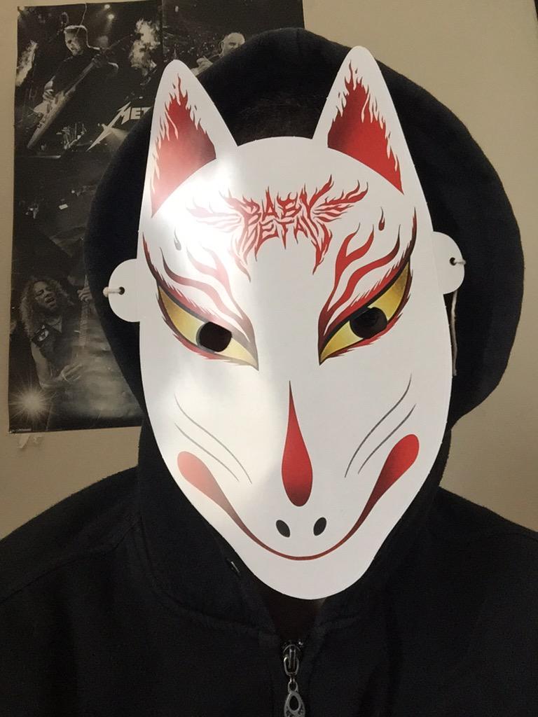 Metal Hammer Fox mask isn't as we hoped.... : r/BABYMETAL