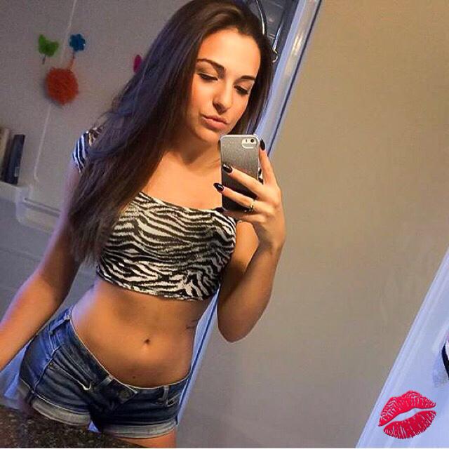 Stomach Selfie