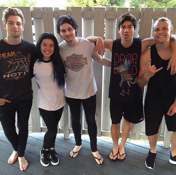 5sos Meeting Fans