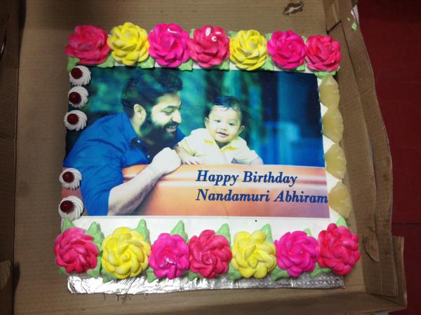 #AbhayRam birthday celebrations @ Rtc X Roads - Chat Room - NFDB