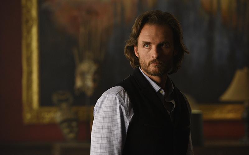 Greg Bryk Bitten