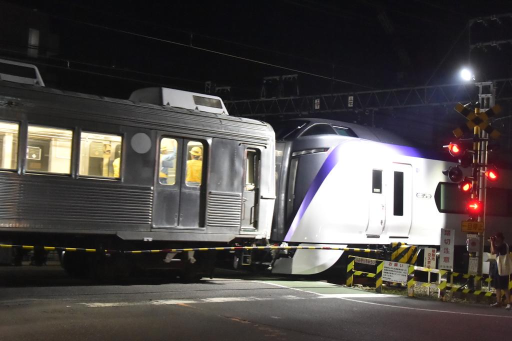 九品仏住民 on Twitter: "JR-E353 あずさ J-TREC横浜 出場 http://t.co/SdOSeVFD5k"