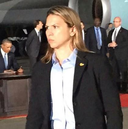 GIRL POWER! Hair-flipping female secret service agent an instant hit ...