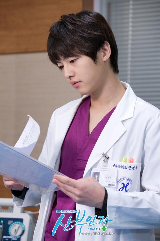 WONDERLAND - Ahn Nari (안나리) IS THE CATERPILLAR - Asianfanfics