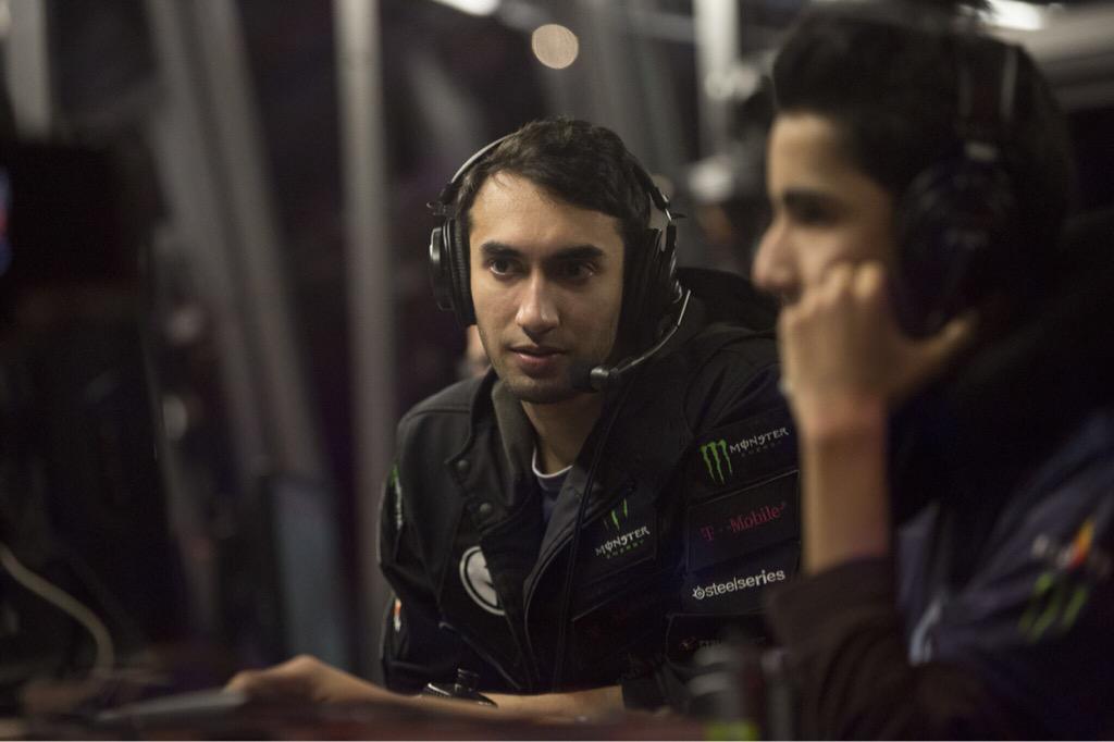 DOTA 2 on Twitter: "Day5, Main Event, CDEC vs EG #TI5 http://t.co/rSvMxy36tb"