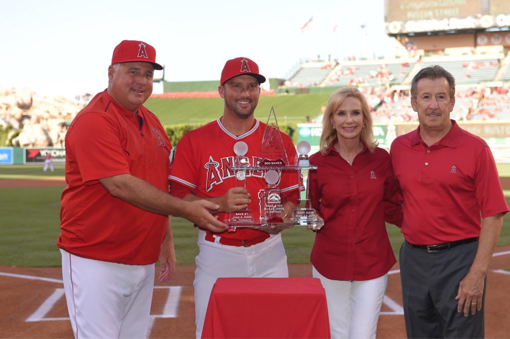[트라웃] (8.9) 4타수 1안타 , 팀은 완패.jpg : MLBPARK