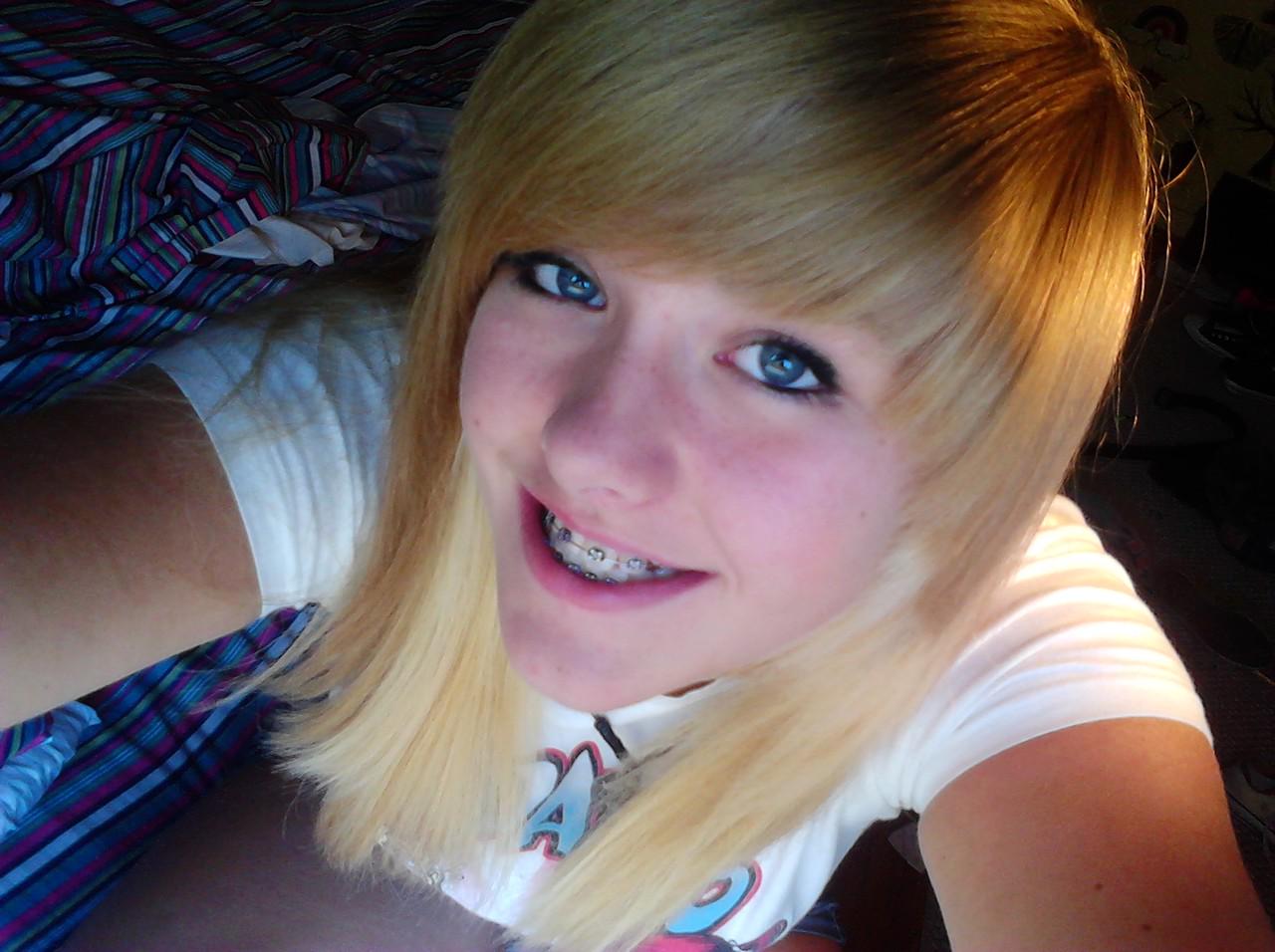 Girls With Braces On Twitter Beautiful Blonde Bangs And Braces