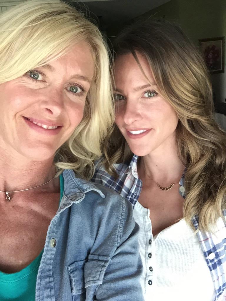 Rachel Hayward's Instagram, Twitter & Facebook on IDCrawl