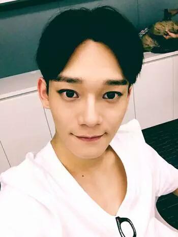 Chen Exo Selca