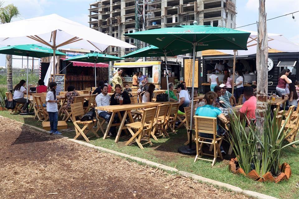 PrimeraFilaRecomienda Si aún no conoces ningún parque de food trucks ...