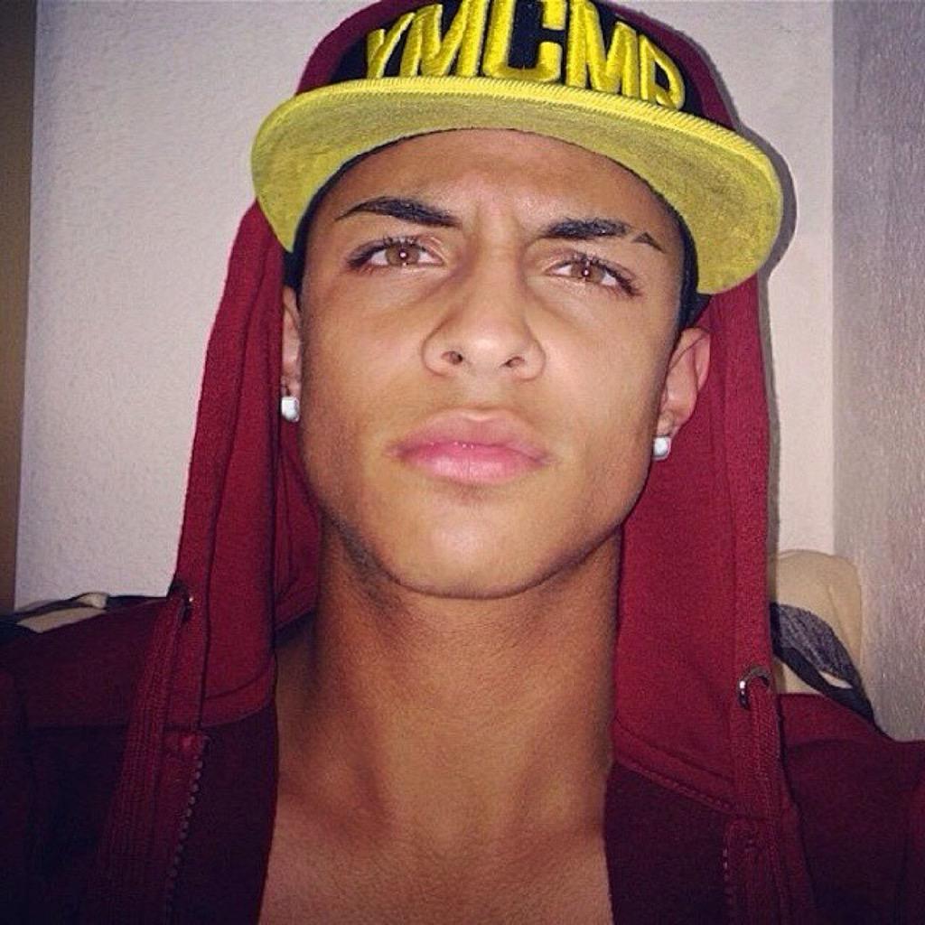Mixed Guys