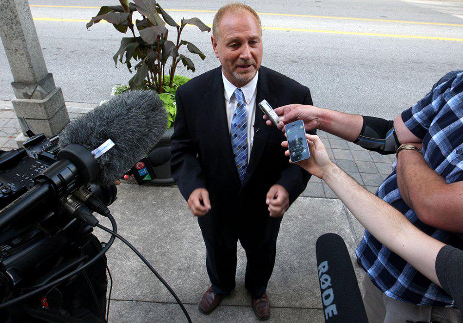 Larry Horwitz submits nomination papers to run for Tories in Windsor ...