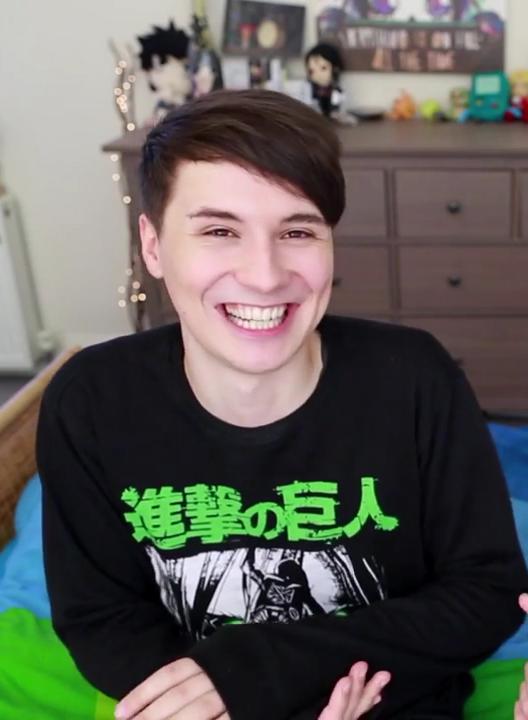 Dan Howell Smiling