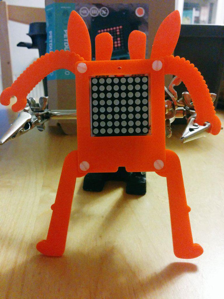 CIRCUITBEARD on Twitter: "@fraabye I don't know why, but for some reason I think it needs wings :)"