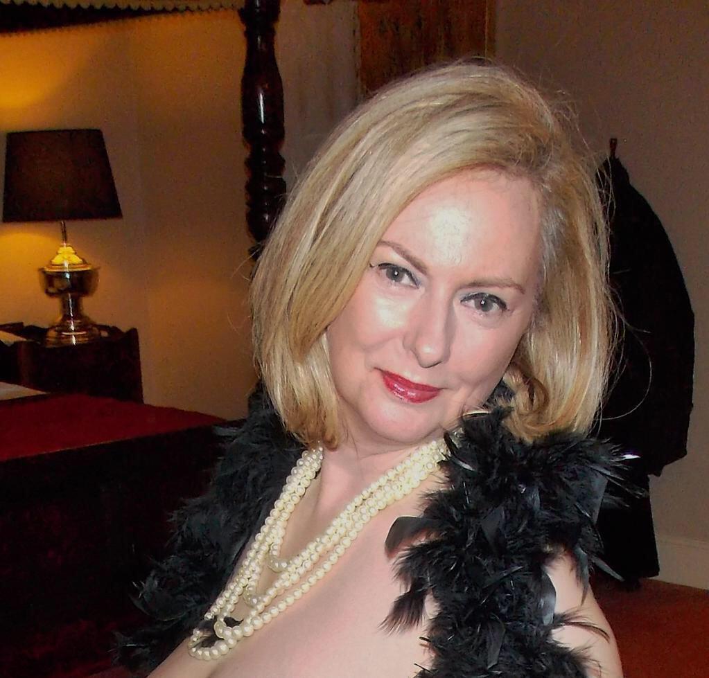 Godfrey Heath On Twitter Courtesananna So Beautiful Hot Sex Picture