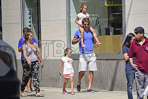 Roger Federer is in New York With His Family (PICS INSIDE)