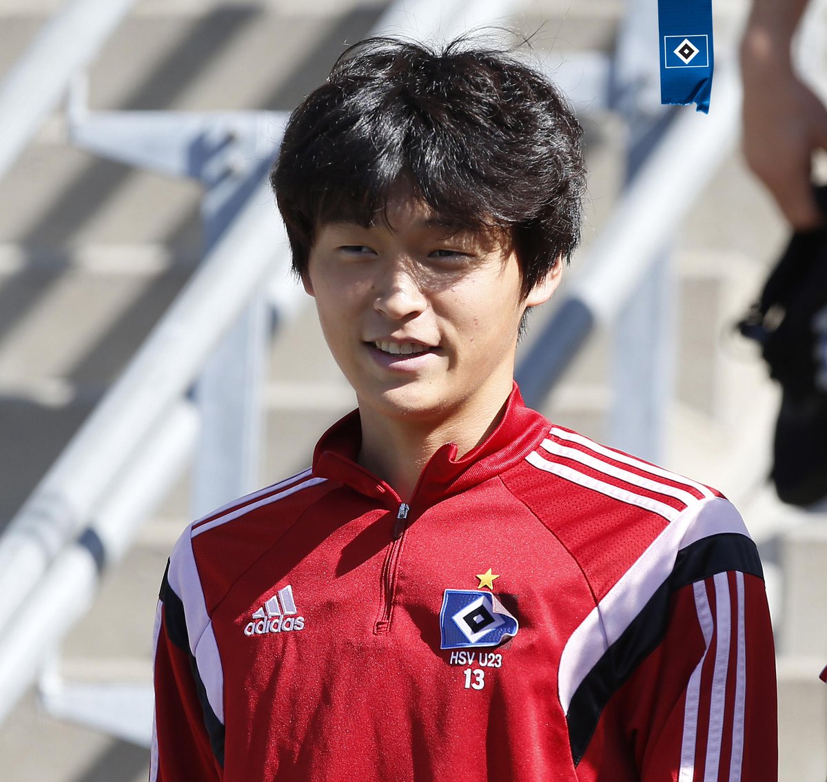 Der Südkoreaner Young-Jae Seo hat einen 3-Jahres-Vertrag unterschrieben ...