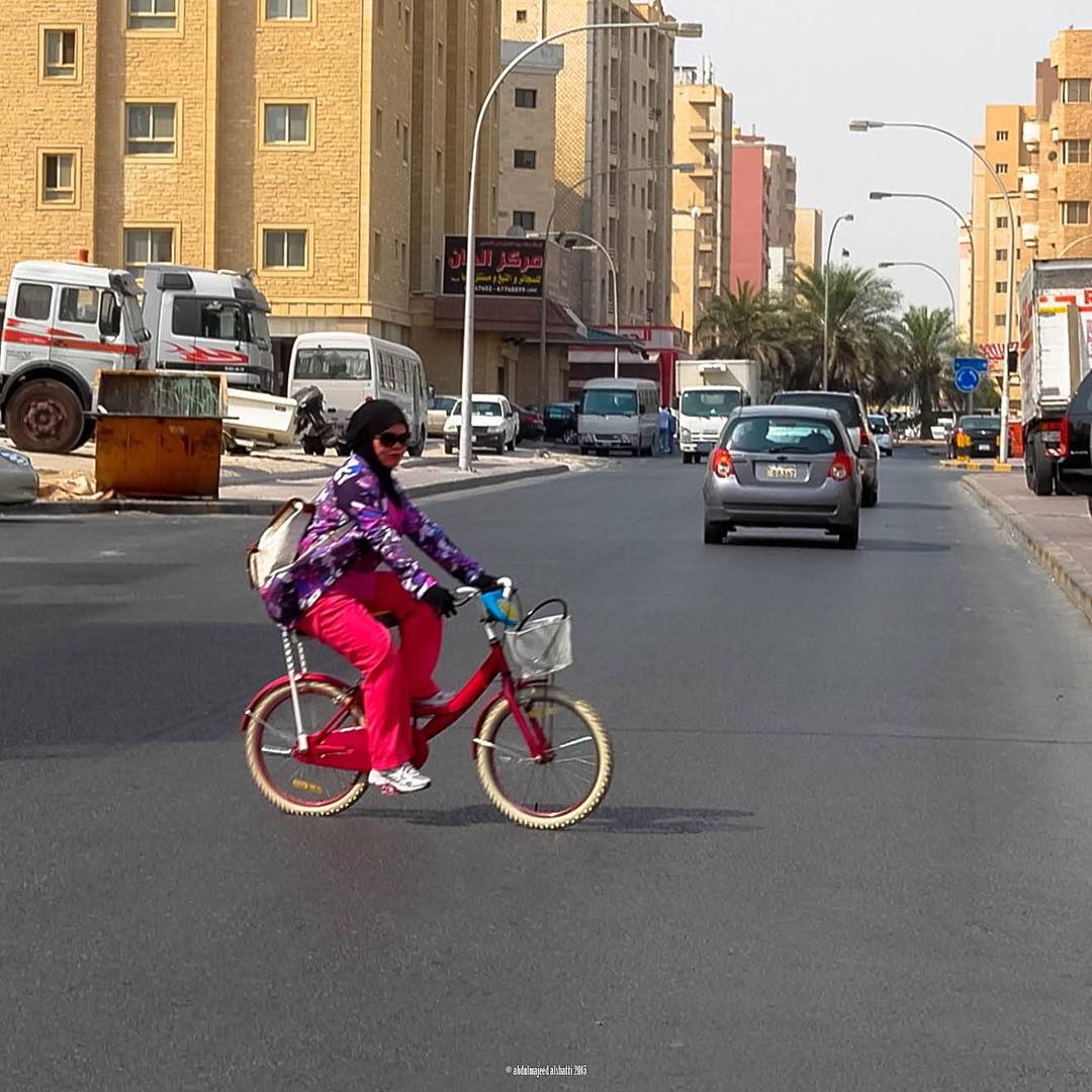 أنور الرشيد on Twitter: "ياجماعة بما أن المرأة السعودية تُعاني من السائق ومشاكلة انصحها أن تذهب ...