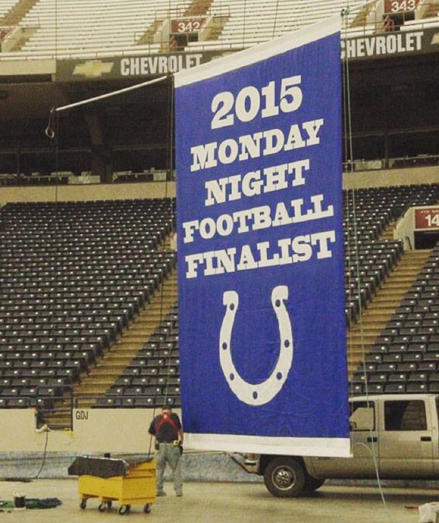 Opposing fans make fun of Colts "AFC Finalist" banner, make new banner ...