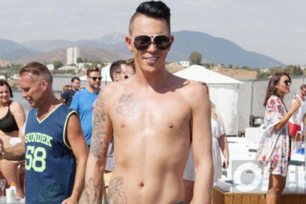 The schlong thong, ball bag and willy-kini. see what @bobbycnorris has ...