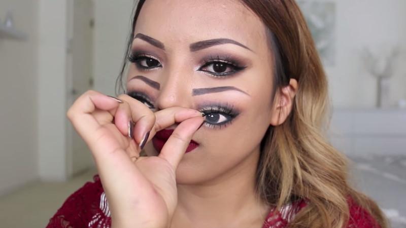 This trippy two-face Halloween makeup tutorial will make your head hurt ...