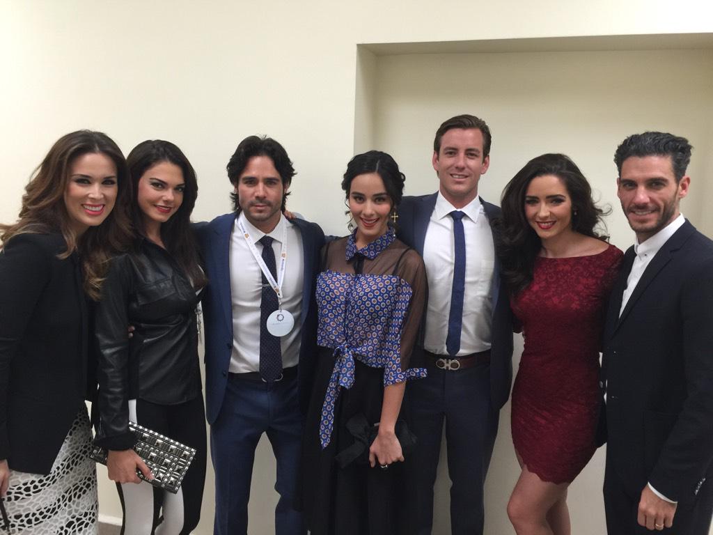 Amigos Telenovela Cast
