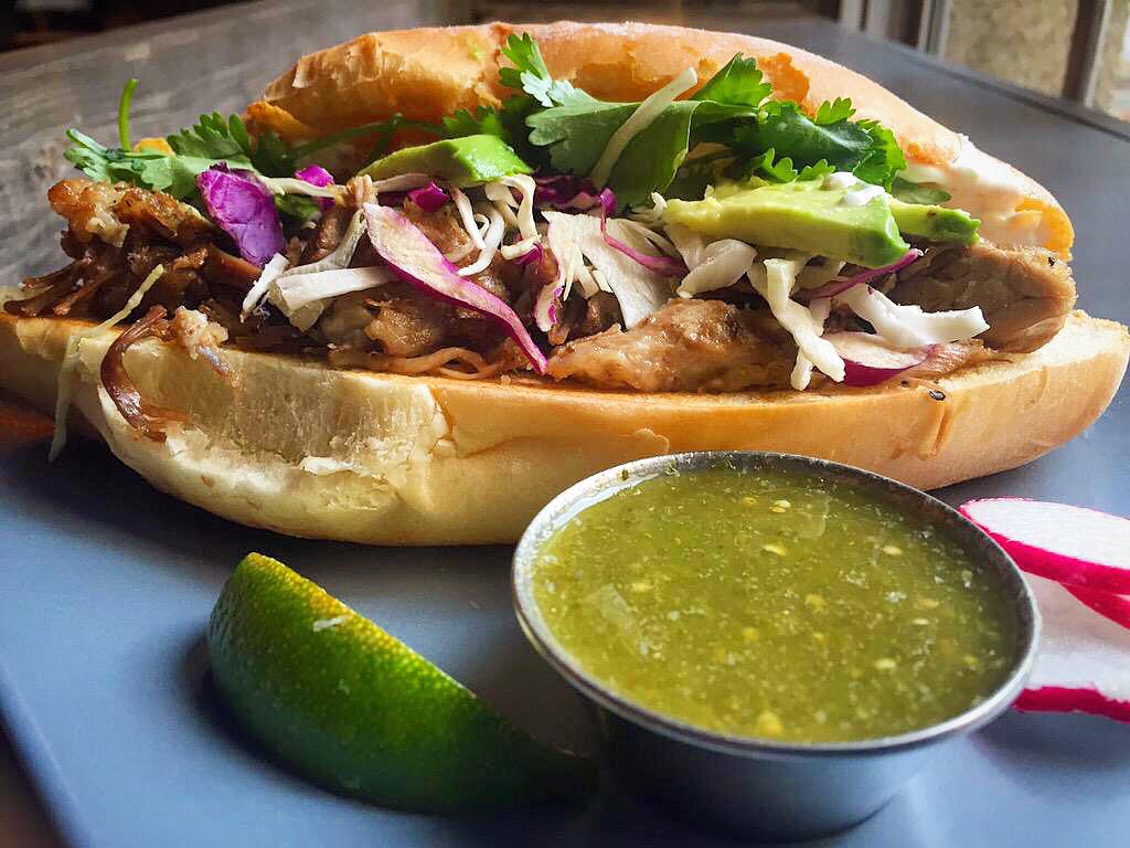Torta De Carnitas