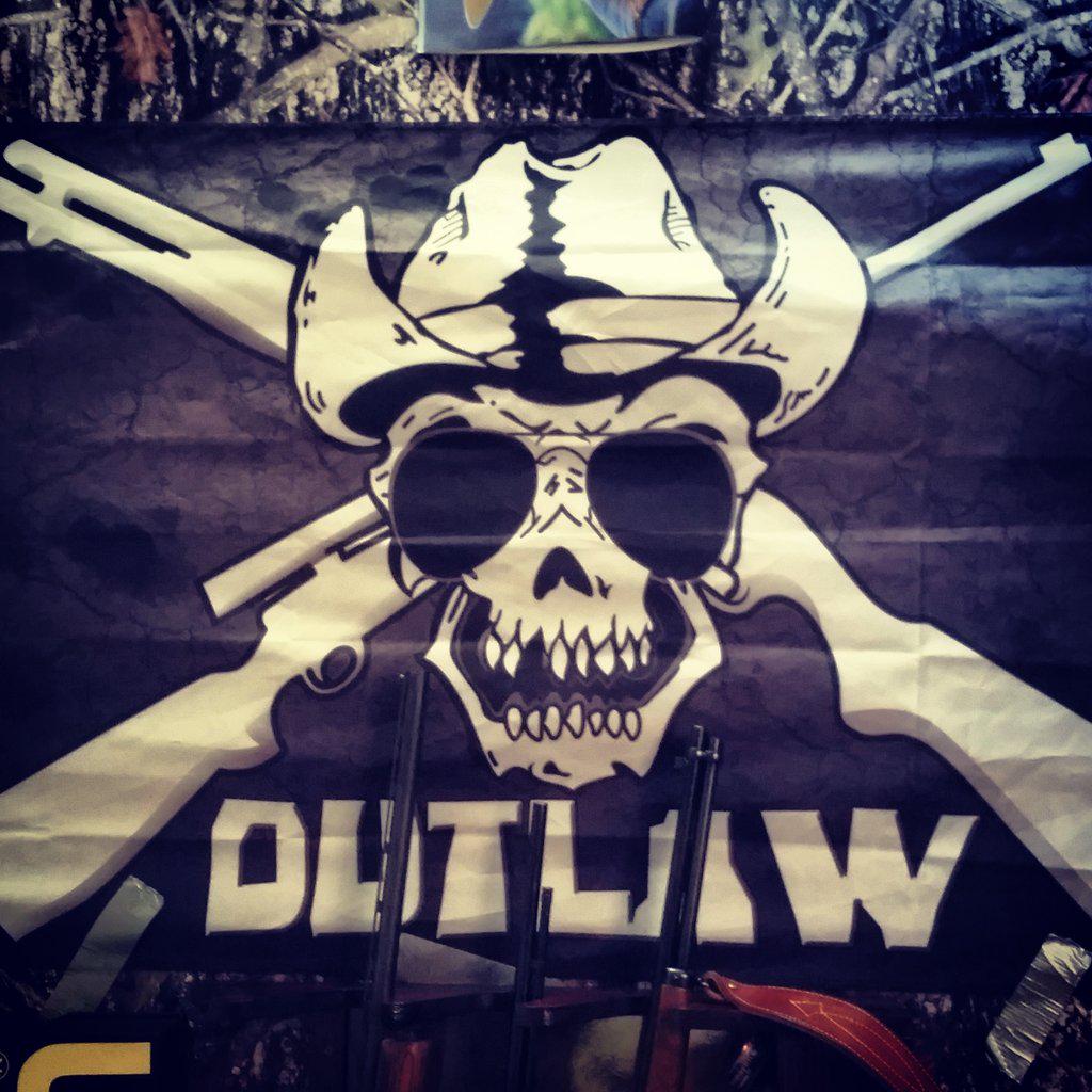 Outlawdipper Wallpaper