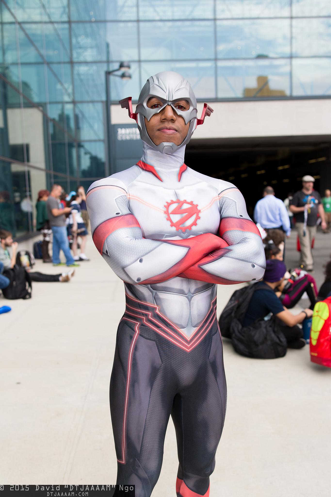 New 52 Flash Cosplay