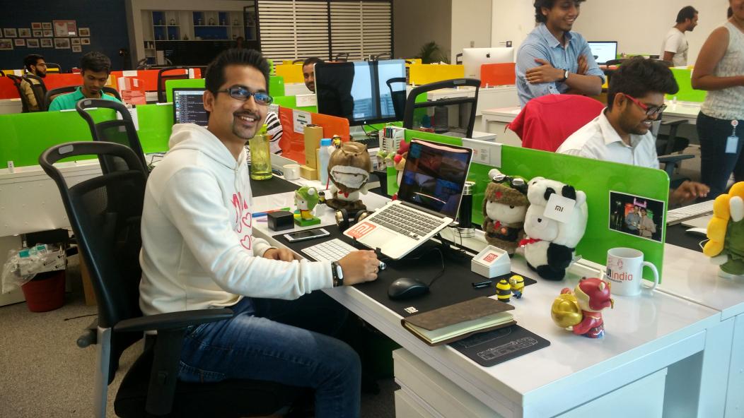 Office Desk Decoration Competition