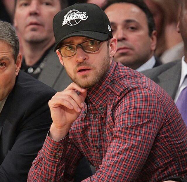 Justin Timberlake Beard And Glasses