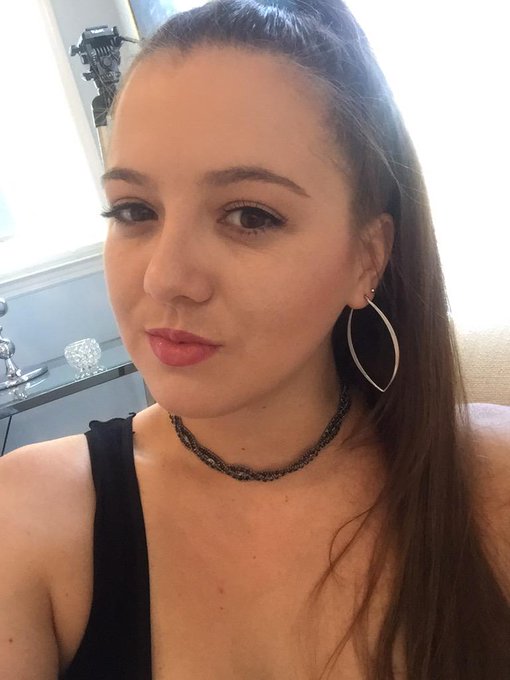 TW Pornstars - Becky LeSabre. The most liked pictures and videos from Twitter for all time. Page 7