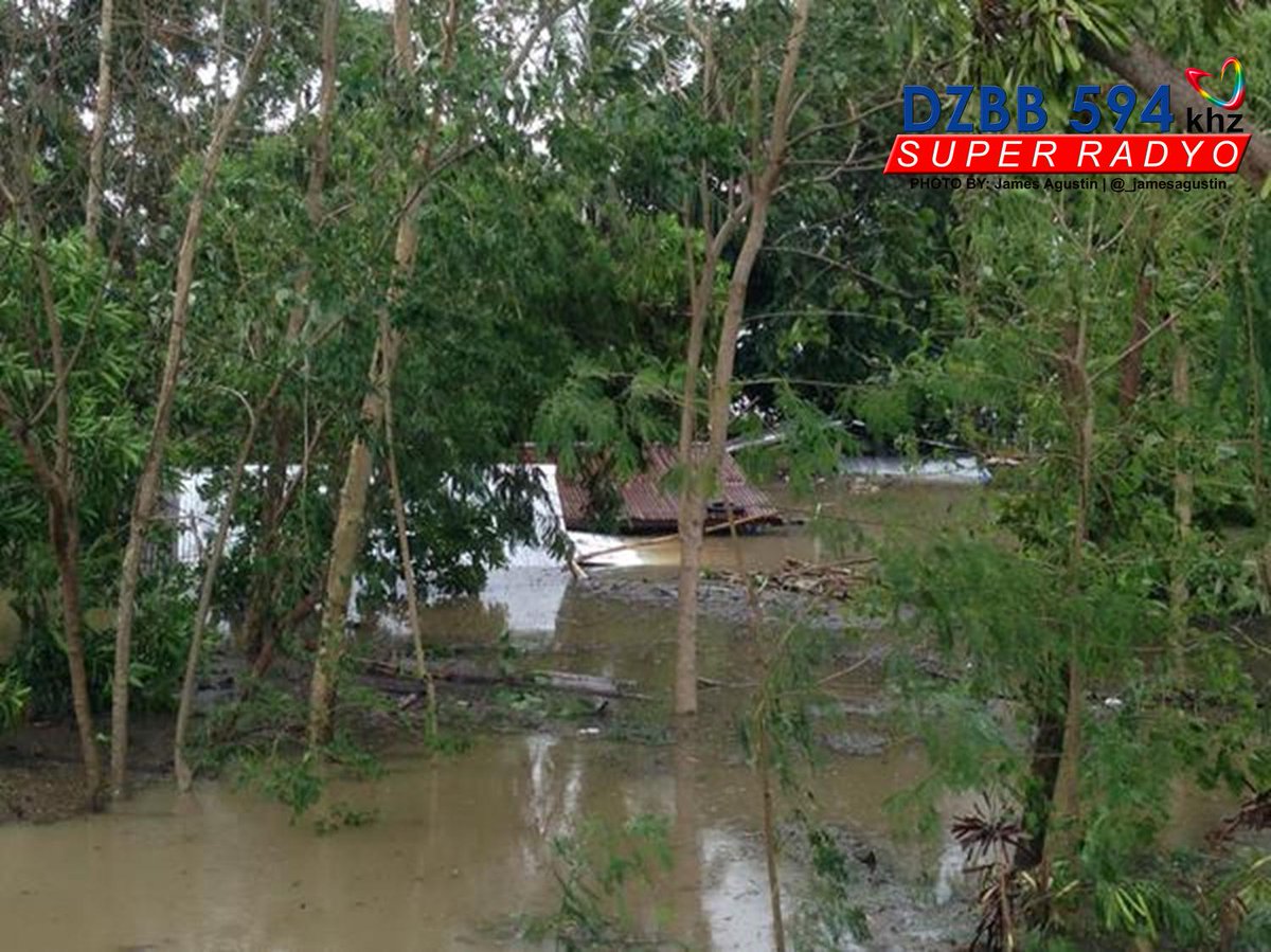 PHOTO: 8 bahay, nalubog sa baha dahil sa pag-apaw ng ilog sa Brgy ...