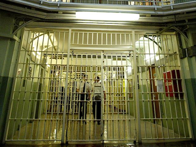 A woman was found dead inside a tarrant county jail cell saturday ...