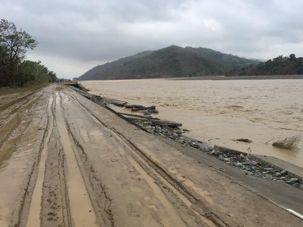 Bato Ferry Bridge in Nueva Ecija also impassable after it was damaged ...