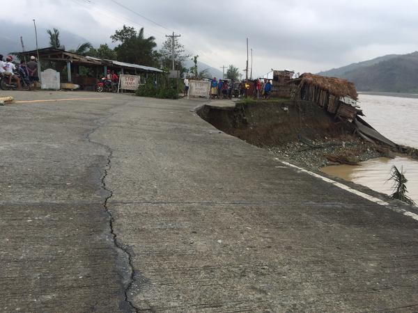 Bato Ferry Bridge in Nueva Ecija also impassable after it was damaged ...