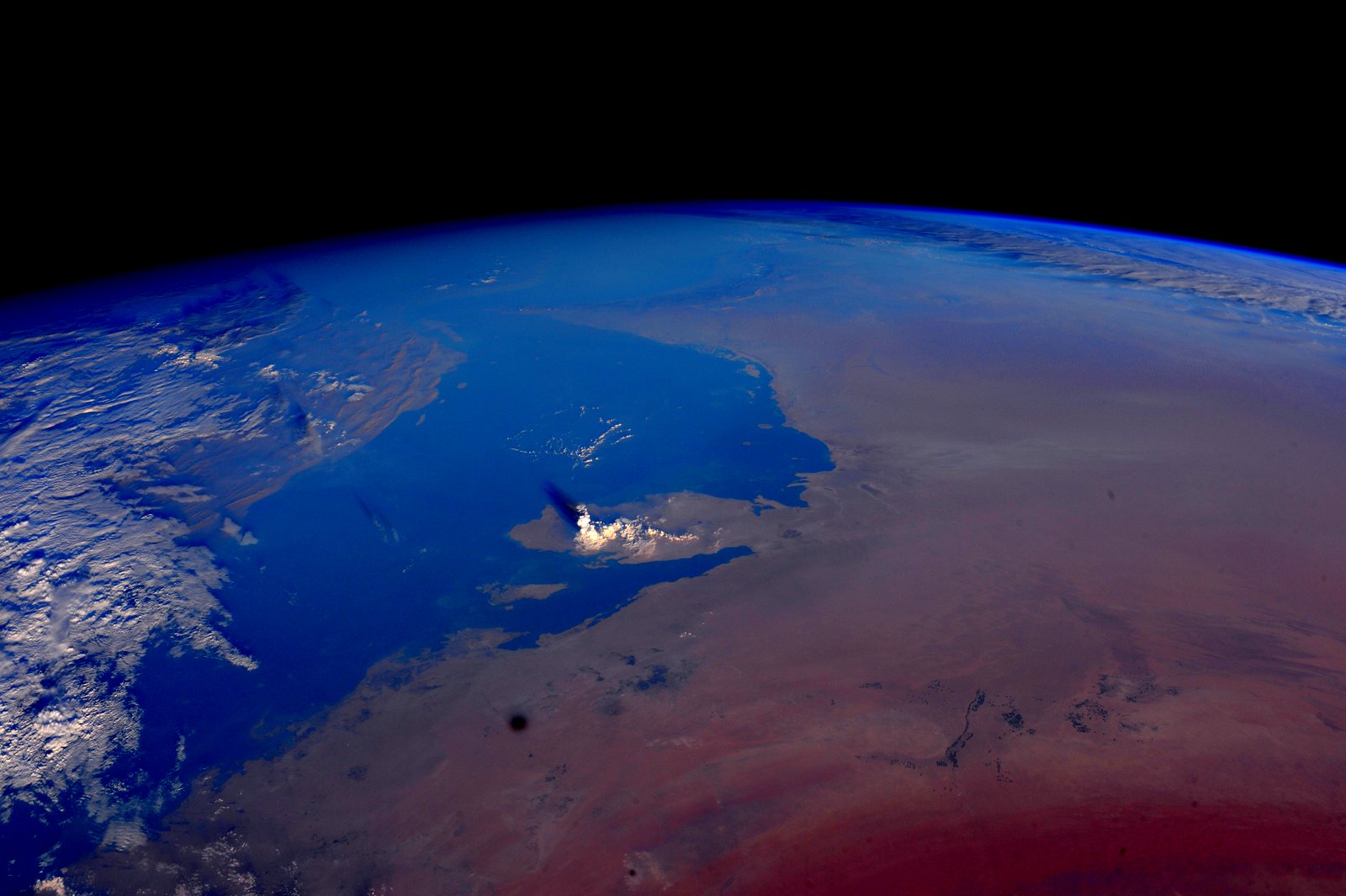 Qatar from space | SkyscraperCity Forum