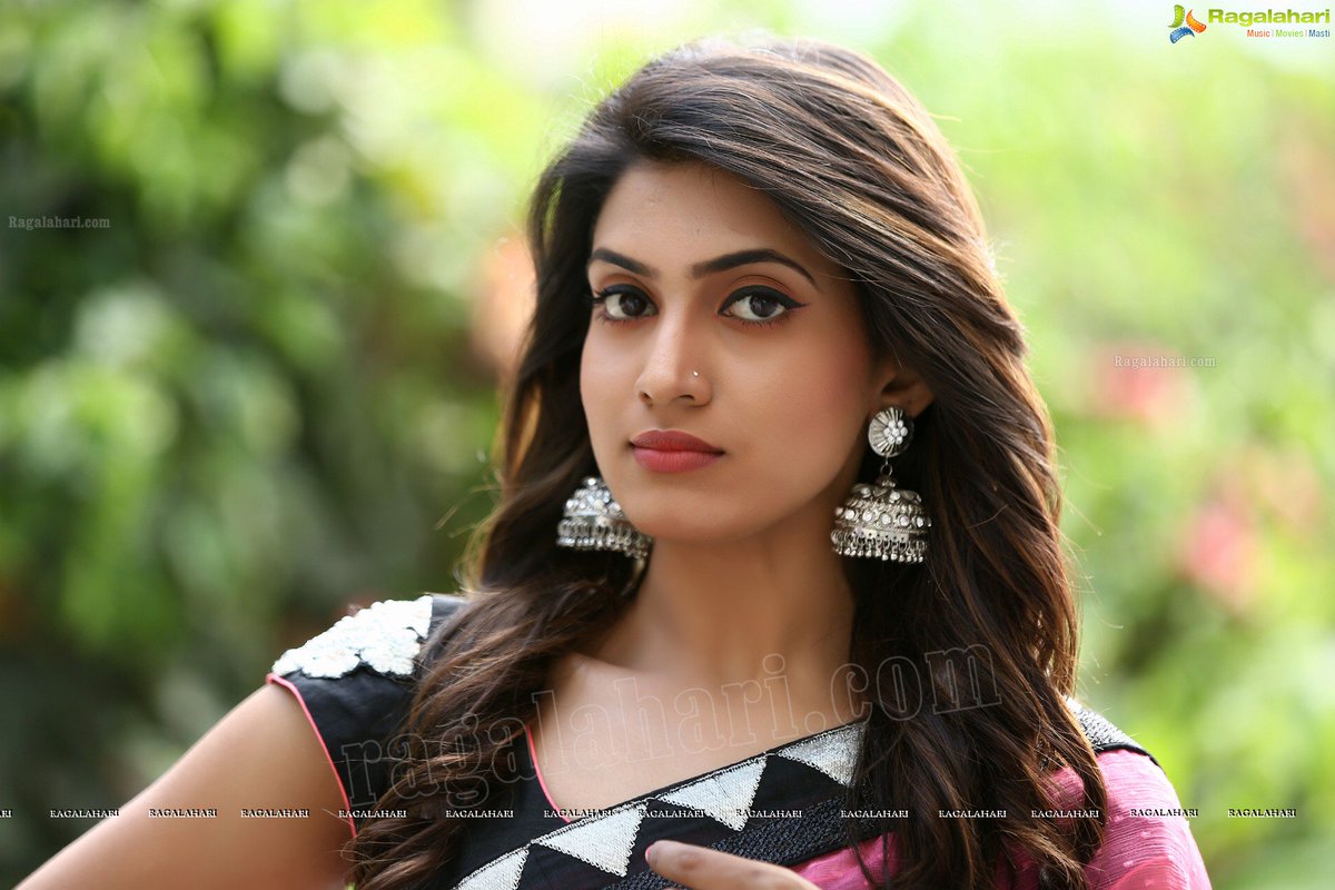 Sameera telugu tv actress photos - psawetshirts