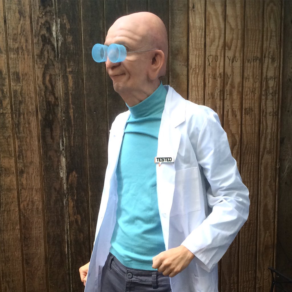 Professor Farnsworth Cosplay