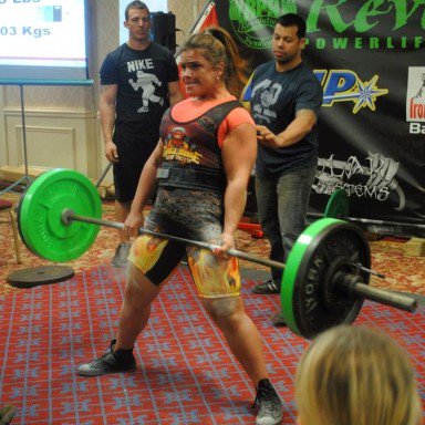 Meet 25-year old powerlifter Katelyn O'Donnell. She is 200 lbs and ...